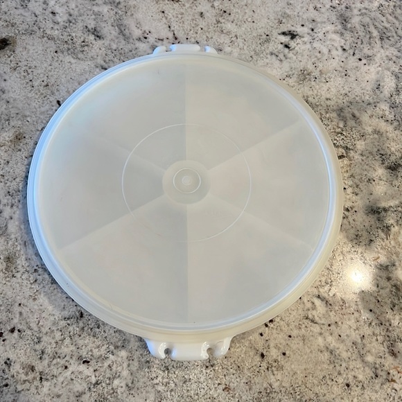 Tupperware | Kitchen | Vintage Tupperware Pie Veggie Keeper Carrier ...
